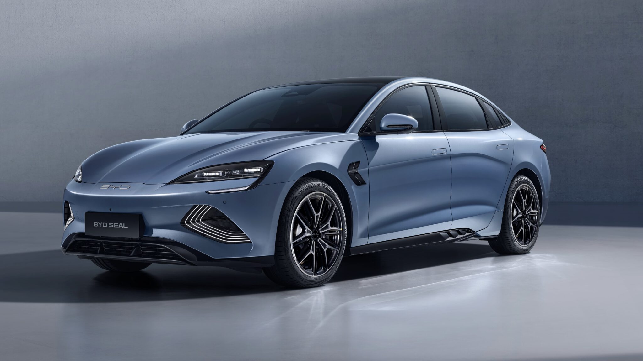 LUUPが「免許返納後の足」に新提案 三輪電動モビリティ「Unimo」発表、実証実験へ | 瞬刊モッツ｜モッツ出版株式会社